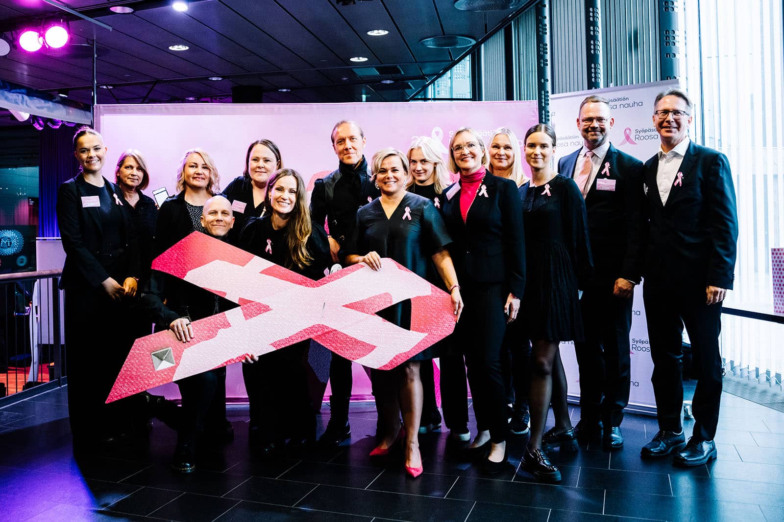 Tutkimus: Roosa nauha Suomen mieluisin hyväntekeväisyyskohde - Roosa Nauha